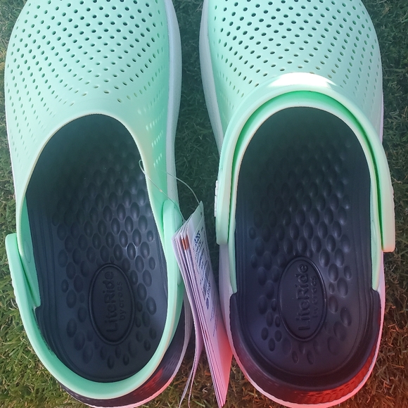 CROCS | Shoes | New Crocs Literide Clog Memory Foam Insole Flexible Up ...